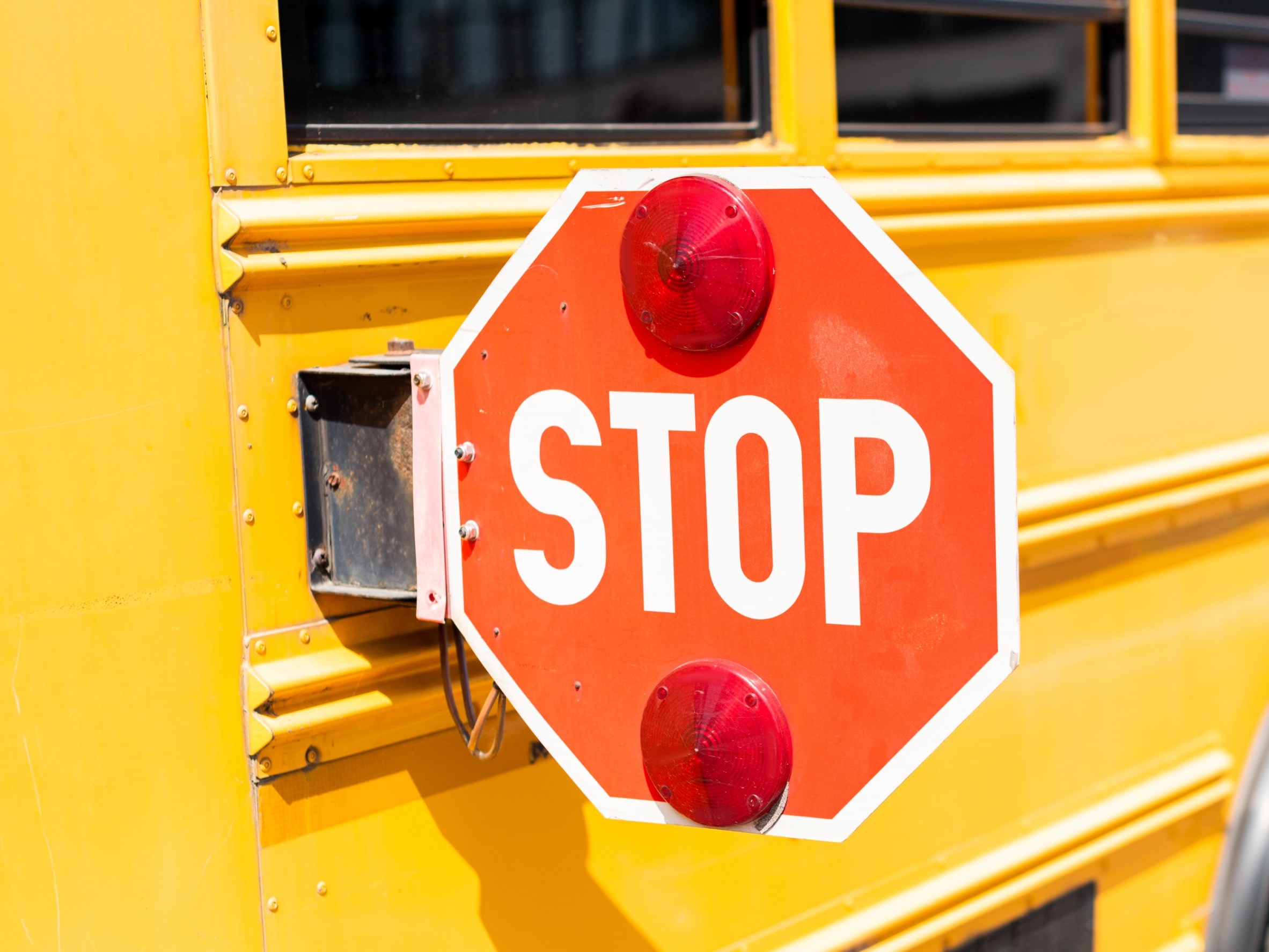 2023 Florida Law Takes Aim at Bus Stop Scofflaws